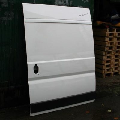 Citroen Relay side loading door
