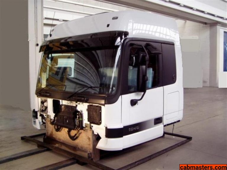 Mercedes Benz Actros Megaspace MP2 RHD for sale at Cabmasters