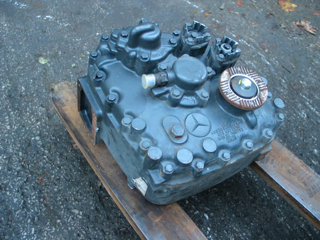 Mercedes Benz Vario 4x4 Transfer Box for sale at Cabmasters