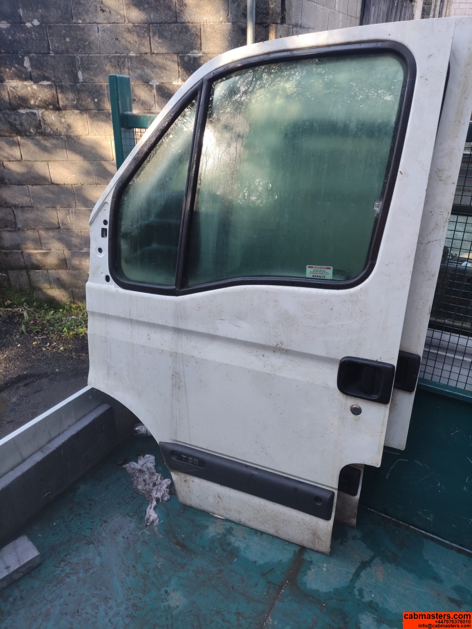 Renault Master MK2 Cab Door for sale at Cabmasters